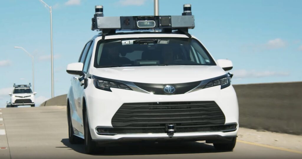 トヨタ、日本未発売車「シエナ」